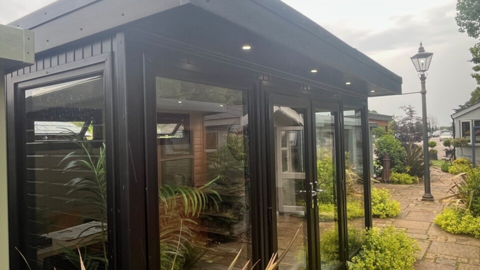 Hanley 14'x10' Ex-Display Garden Office