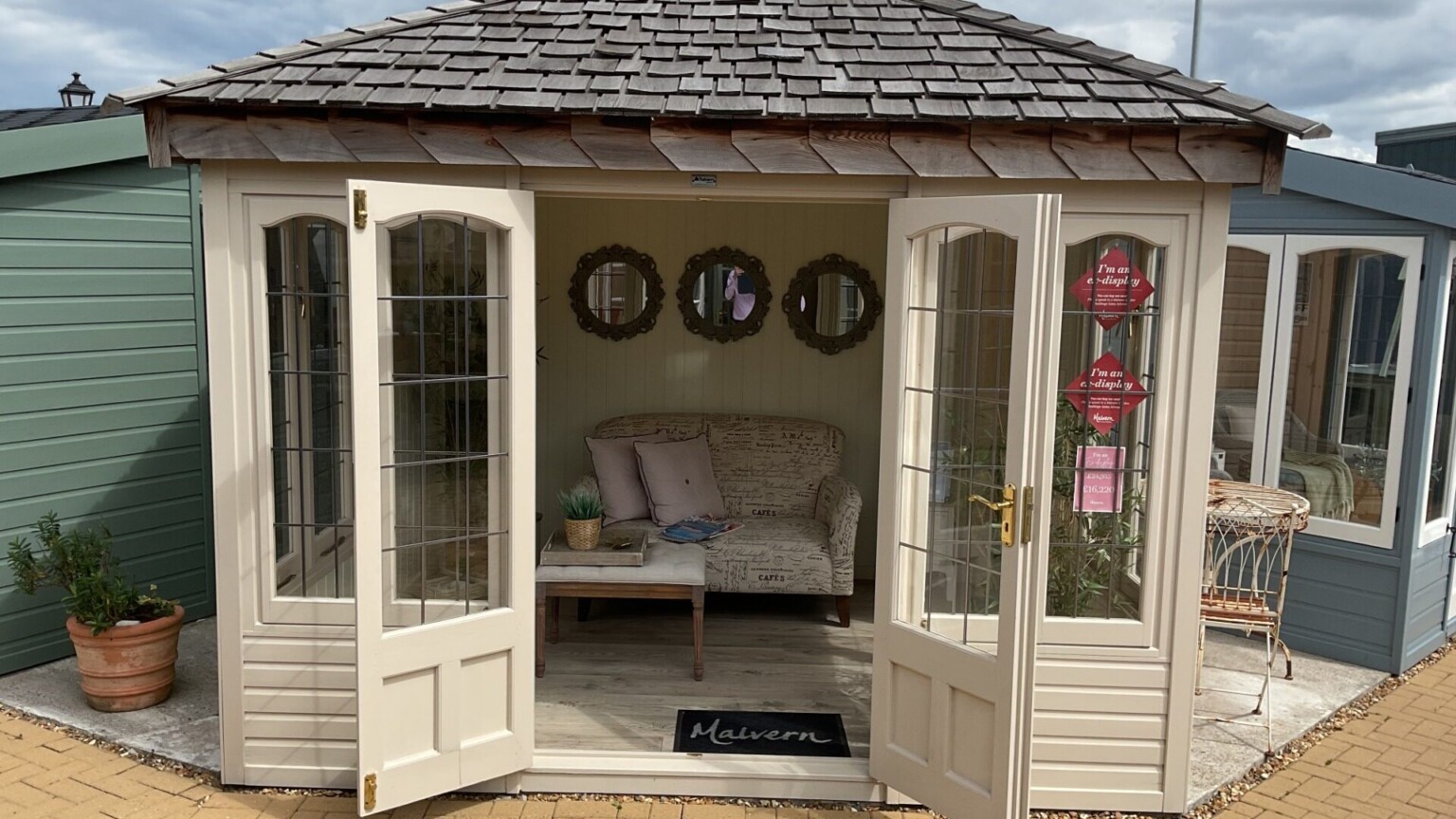 Ashton 10 x 8 Ex-Display Summerhouse